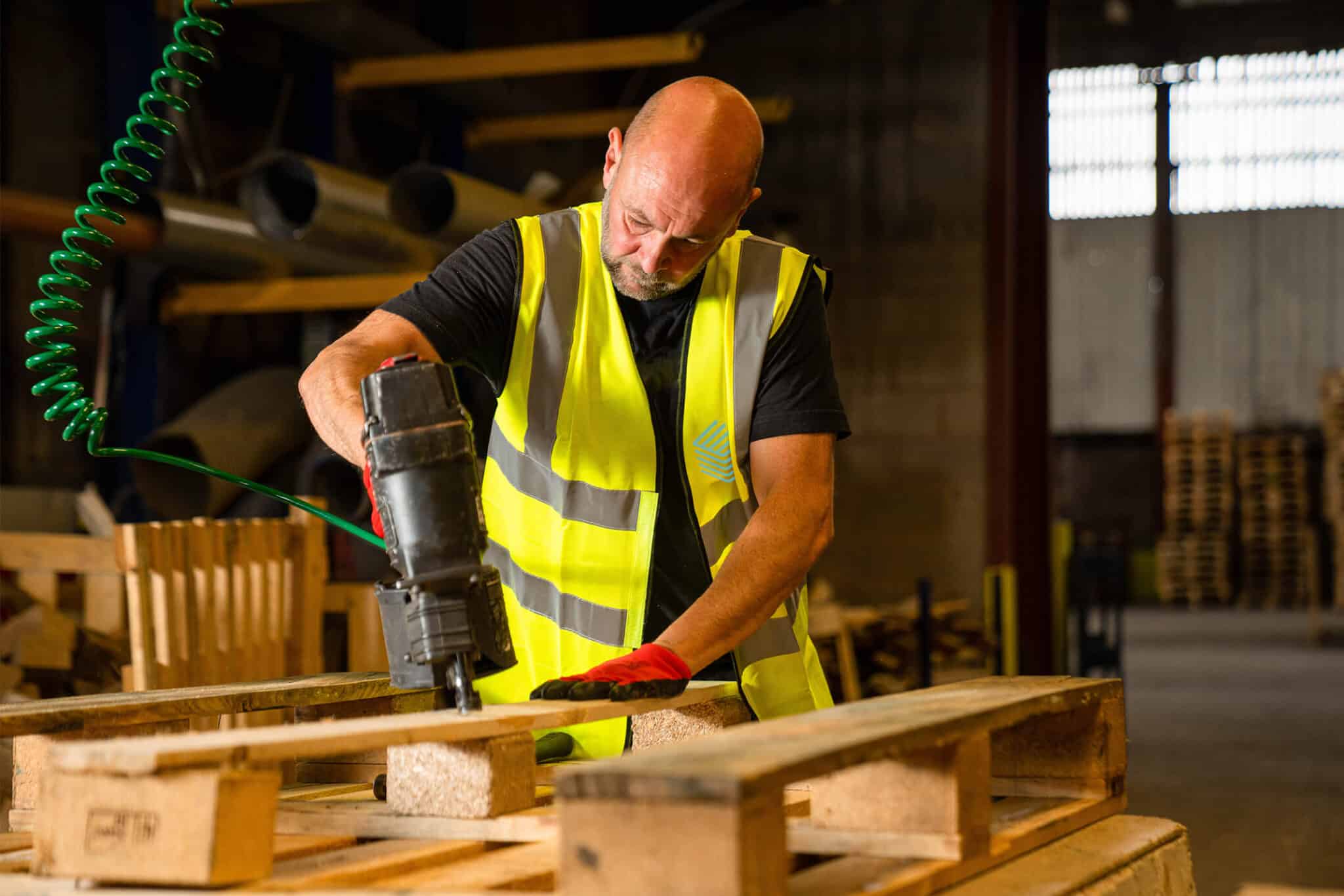 Benefits of Repairing Broken Pallets | Chris Reynolds Pallets